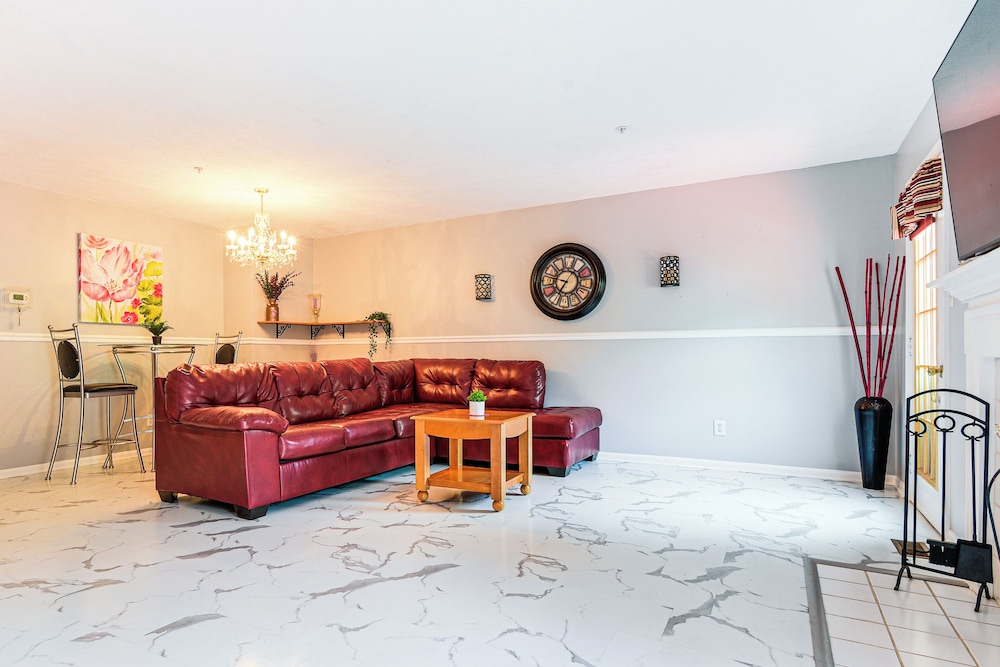 11 Mi To Dtwn Aberdeen: Spacious Townhome! - Bel Air, MD