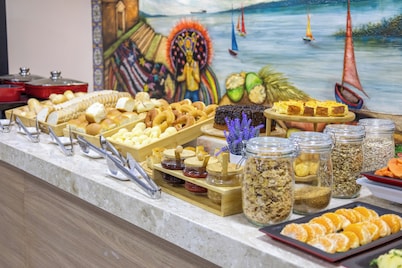 Maren Praia Hotel