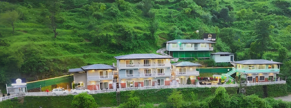 Dallas The Retreat Resort - Uttarakhand