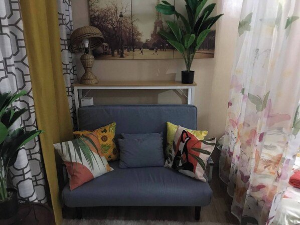 Estúdio, 1 quarto, acessível, para fumantes | Área de estar