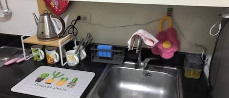 Estúdio, 1 quarto, acessível, para fumantes | Cozinha privada