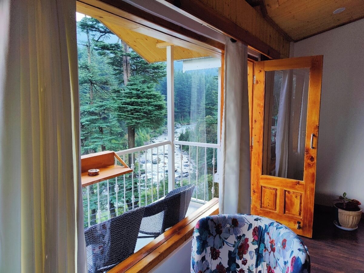 Quarto Royal, varanda, vista para o rio | Roupa de alta qualidade, ferro/tábua de engomar, Wi-fi grátis 