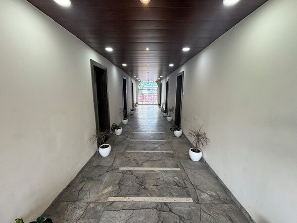 Hotel Dhana Lakshmi Bliss - Dewas