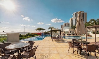 Apartamento básico | Piscina