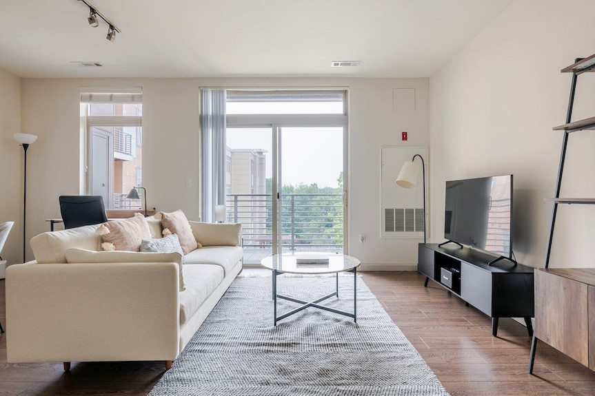 Blueground | Bleachery, Pool, Nr Charles River - 康科特