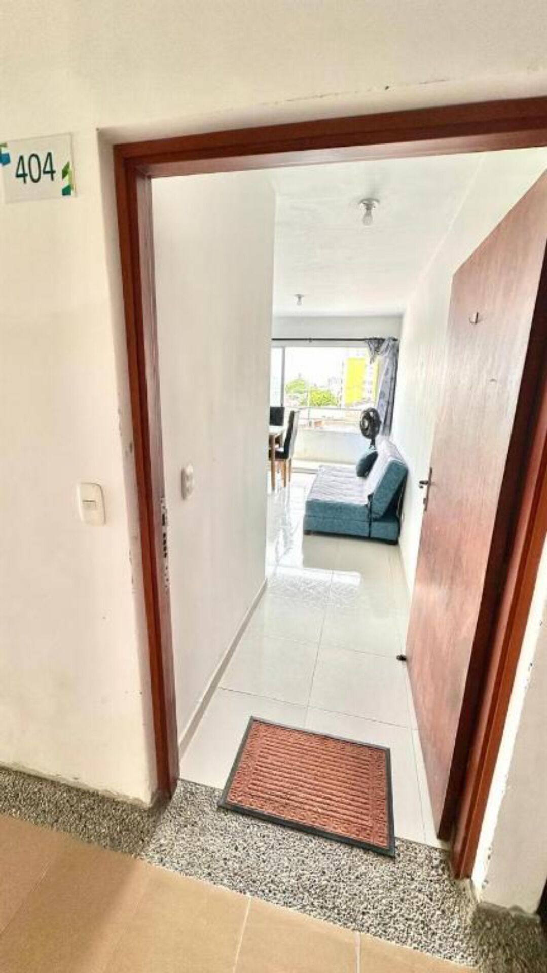 Apartamento Amoblado Cerca Al Mar - 