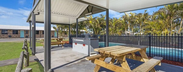 Palm Valley Motel - Maitland