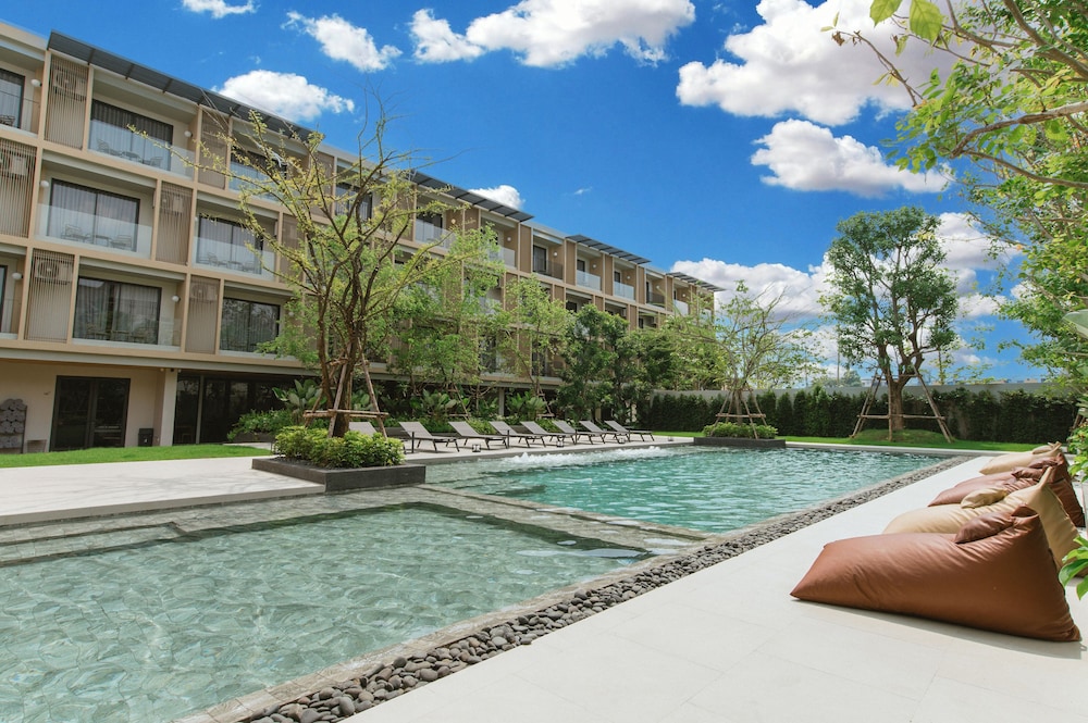 Paak Hotel Suvarnabhumi - Lat Krabang