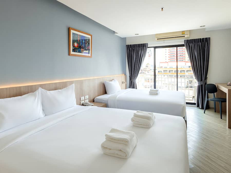 Quarto Triplo de Luxo | Cofre no quarto, cortinas/cortinados opacos, Wi-fi grátis