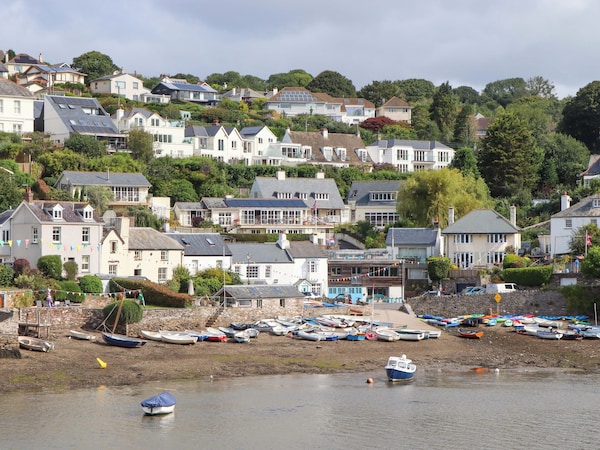 The Porthole - Noss Mayo