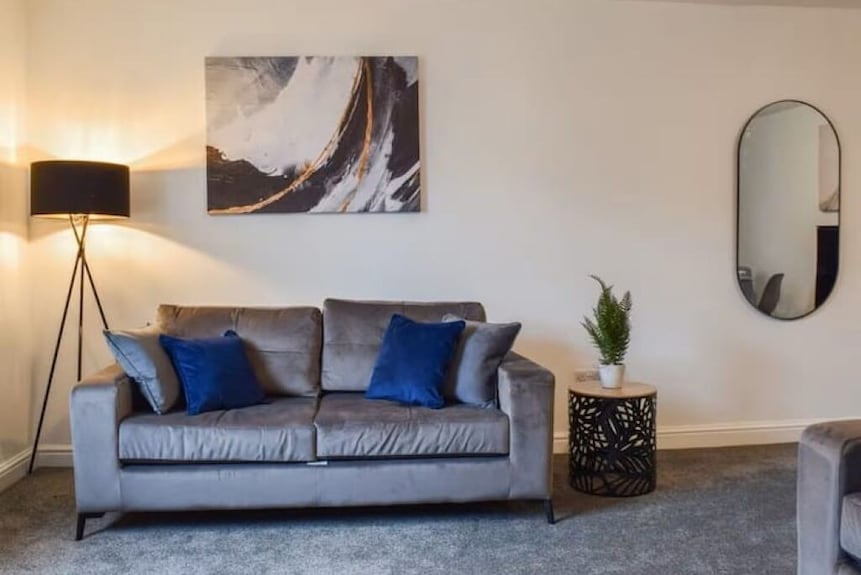 Westview Luxe Apartment - Huddersfield