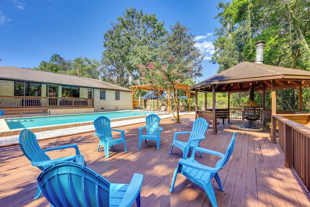 1 Mi To Uf Campus: Group Retreat W/ Outdoor Oasis - University of Florida, Gainesville