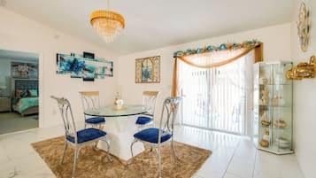 Casa (3 Bedrooms) | Interior