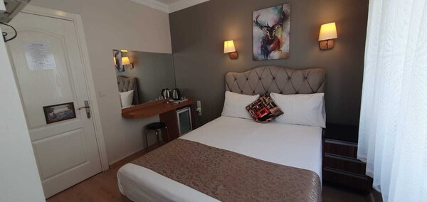 Taksi̇m Li̇fe House - Beyoğlu