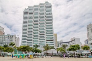 Apartamento básico | Fachada