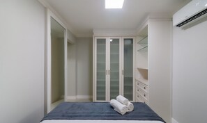 Apartamento básico | 4 quartos, Wi-Fi de cortesia