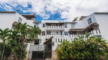 Apartamento, 2 quartos, pátio | Exterior