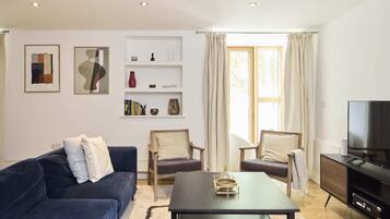 Apartamento, varanda | Sala de estar