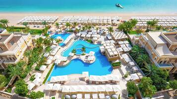 Autocarro grátis para a praia