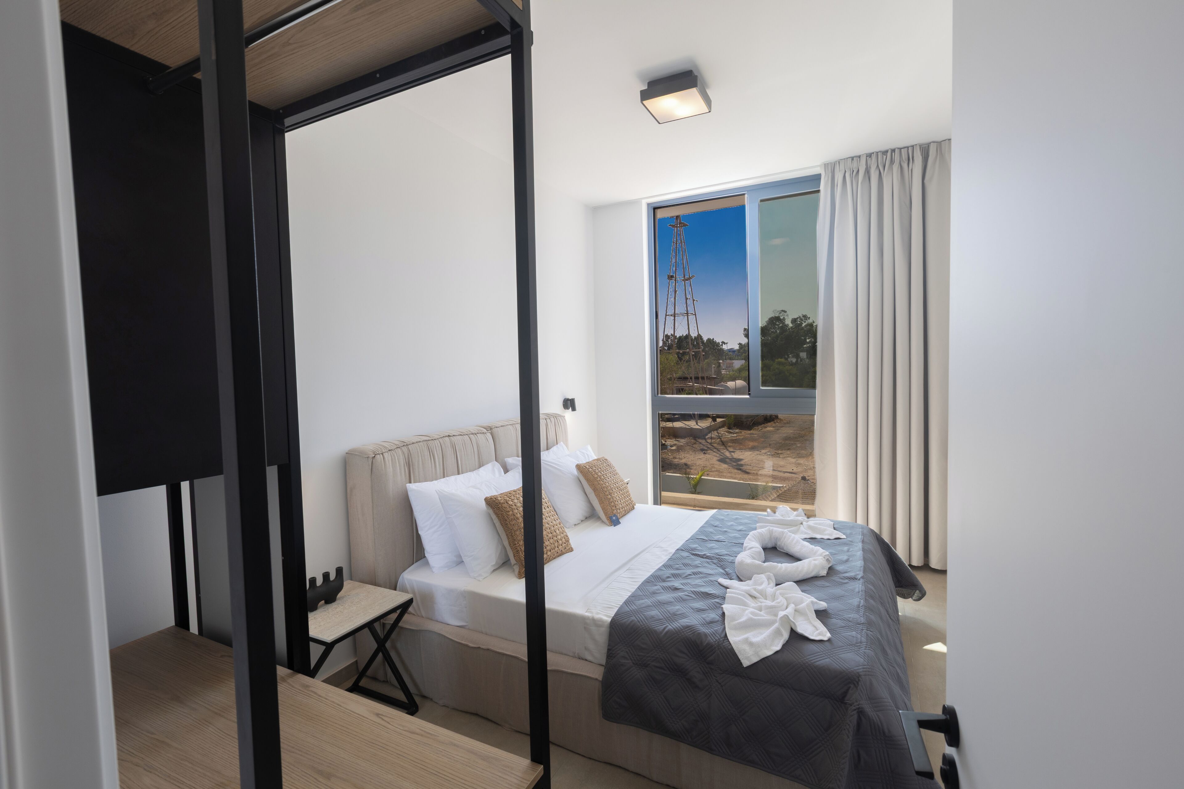 Vila, 5 quartos, piscina particular, vista para o jardim | 5 quartos, quartos à prova de som