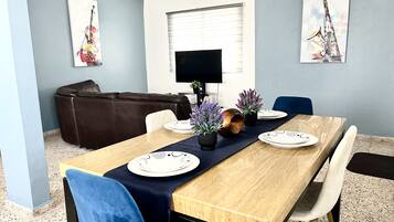 Apartamento, para fumantes | 2 quartos