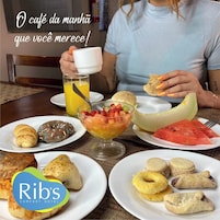 Café da manhã self-service grátis todos os dias