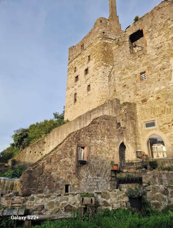 Burg Hermannstein - Rittersaal - Wetzlar