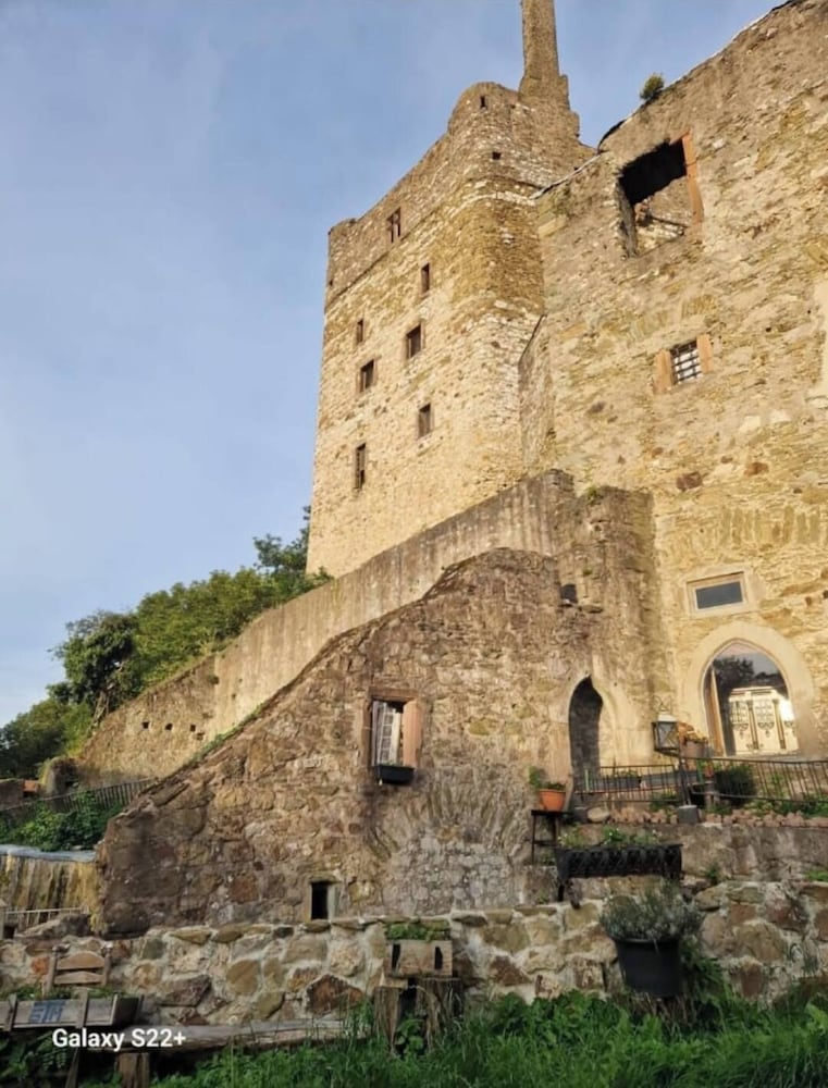 Burg Hermannstein - Rittersaal - Wetzlar
