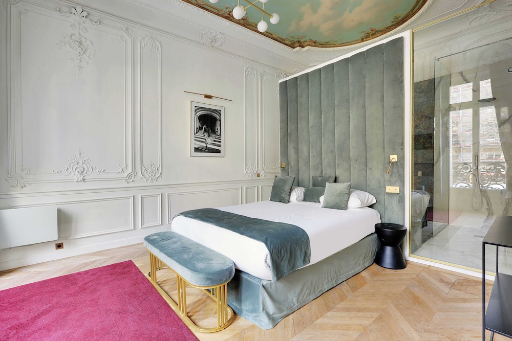 One-of-a-Kind Sumptuous Home near Parc Monceau - Paris | Vrbo