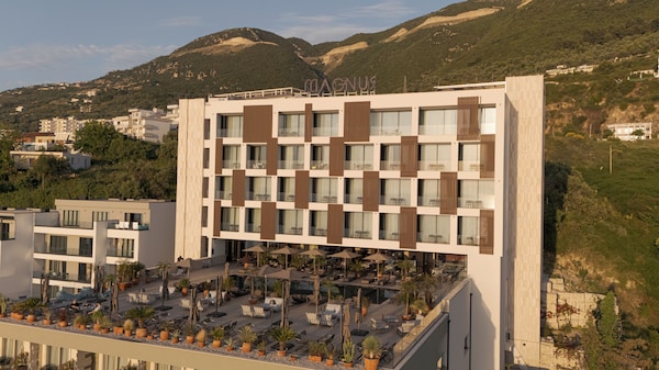 Magnus Hotel - Vlorë
