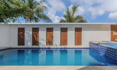 Apartamento Moderno a 280m da Praia AST0103