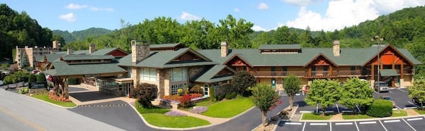 The Greystone Lodge On The River - Gatlinburg, TN