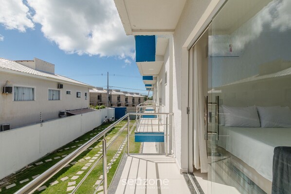 Apartamento Básico | Terrenos do alojamento