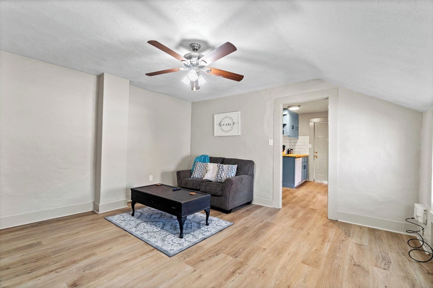 1br Pet-friendly Apartment | Near Downtown Fort Wayne - Fort Wayne, IN