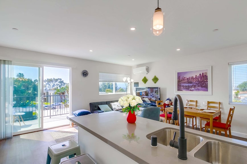 3br - 3bth Near San Diego Gaslamp Beach - Chula Vista, CA