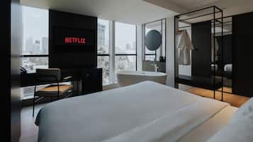 Suite, Vista para a cidade | Secretária, cortinas/cortinados opacos, Wi-fi grátis