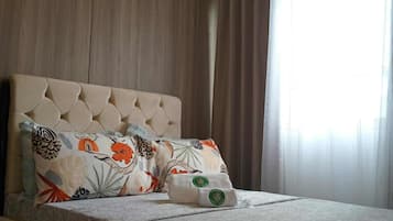 Cofre com capacidade para portátil, ferro/tábua de engomar