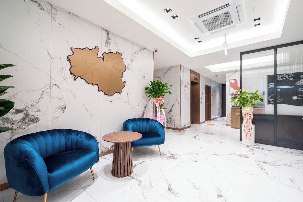 램파트 호텔 - 예산군