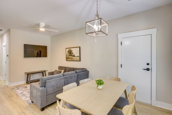 Close To Sports Complex: Modern Millbrook Duplex! - Millbrook, AL