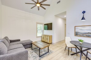 Casa (2 Bedrooms) | Interior