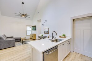 Casa (2 Bedrooms) | Interior