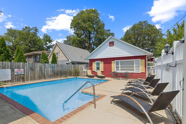 Dave's Last Resort Poolside-charming Cabin 1 1 Bedroom Hotel Room - Indiana (State)