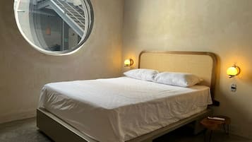 Quarto Duplo Comfort, ar condicionado, vista para a piscina | Wi-fi grátis