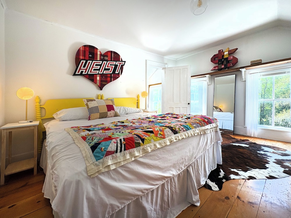 Calder House Naturescape Oasis With In-ground Pool Reviews, Deals ...