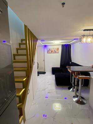Condo, 1 quarto, para fumantes, terraço | Área de estar