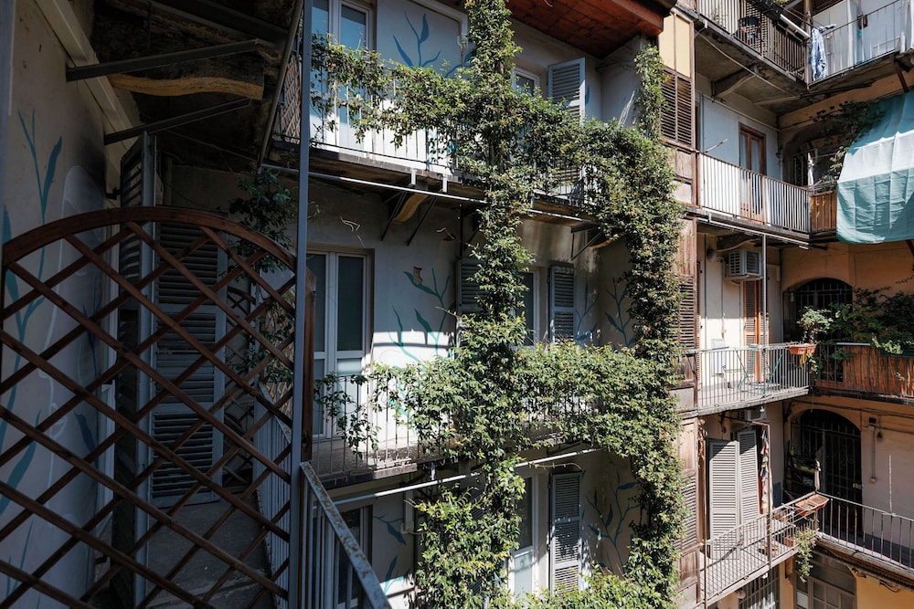 Tomato Backpackers - Turin