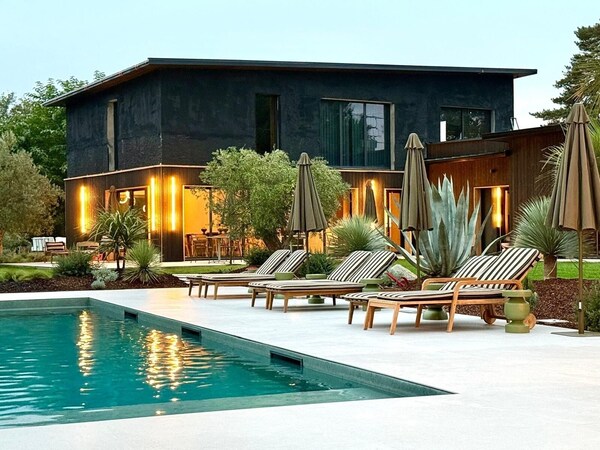 537 Saint Emilion - Bornes Recharges - Saint-Émilion