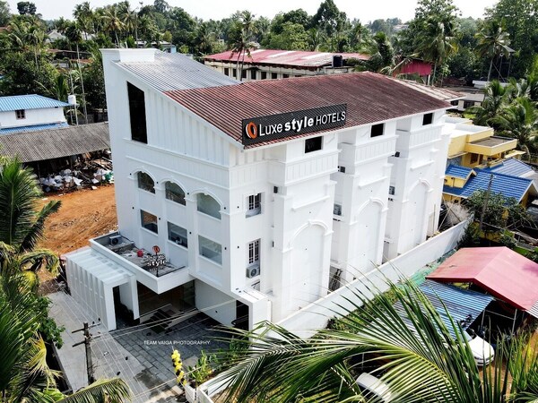 Luxestyle - Adoor