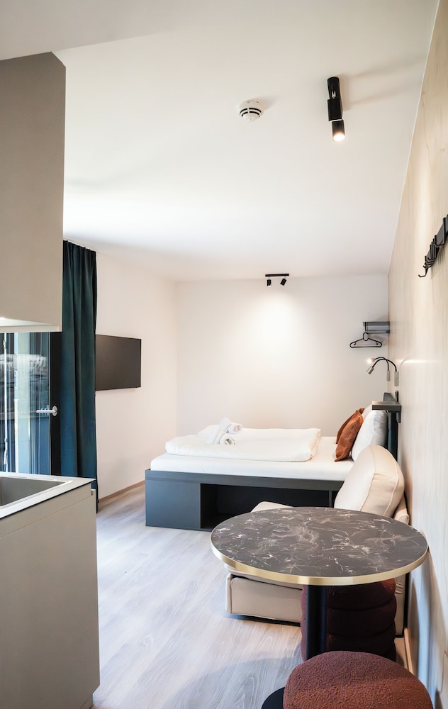 Blackhome Tivoli - Innsbruck