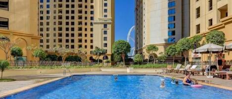 Piscina exterior